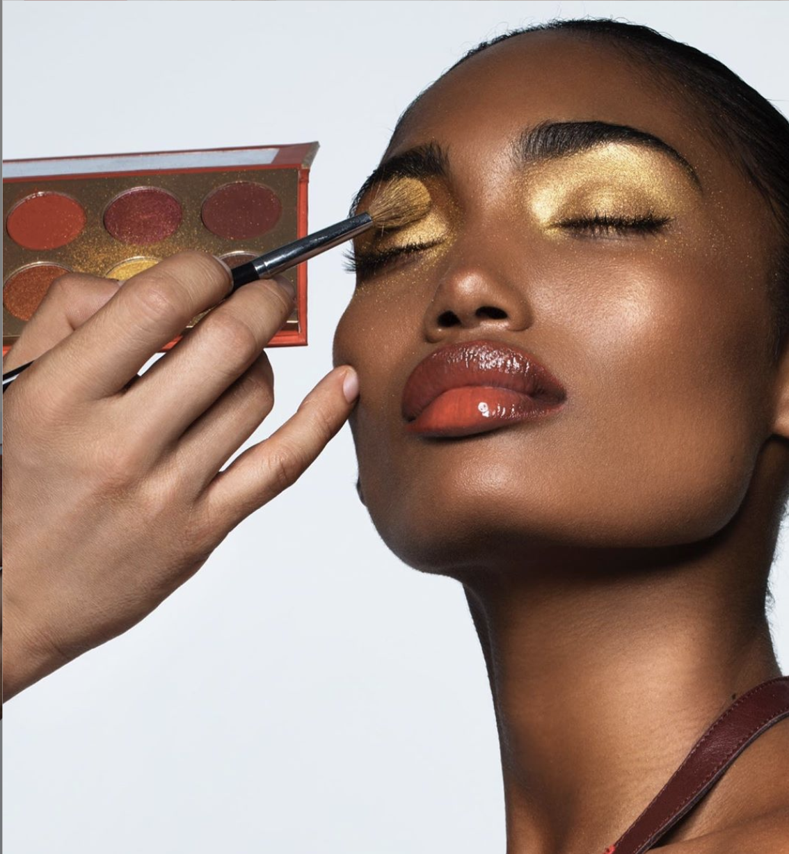 FOTOS! Maquillaje con 💋LABIOS ROJOS piel Morena 👉CLICK!👈